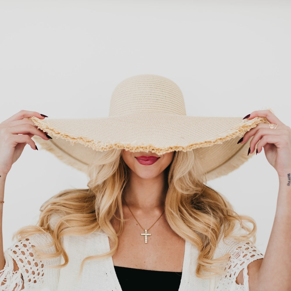Lake Shore Drive Wide Fringe Sun Hat – Pretty Simple